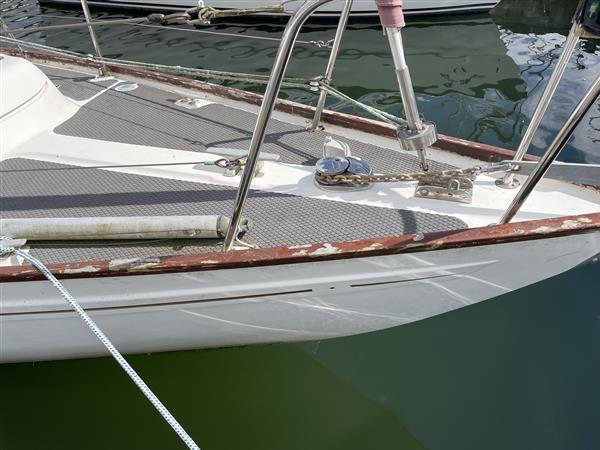 Cutlass 27 | Waypoint Yachtbrokers